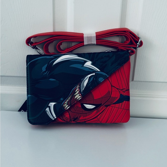 Loungefly | Bags | Loungefly Marvel Spiderman Venom Split Crossbody Bag ...